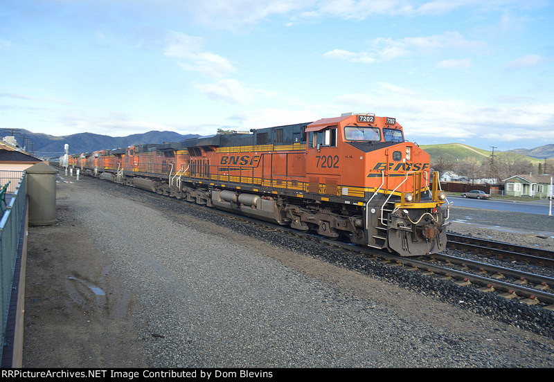 BNSF 7202